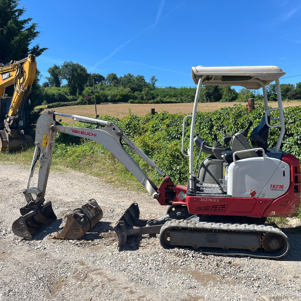 MINI PELLE TAKEUCHI TB216 – HYDROMAT