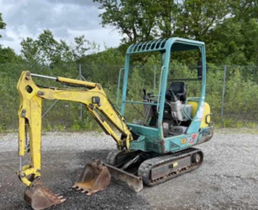 MINI PELLE YANMAR B15-3 – HYDROMAT