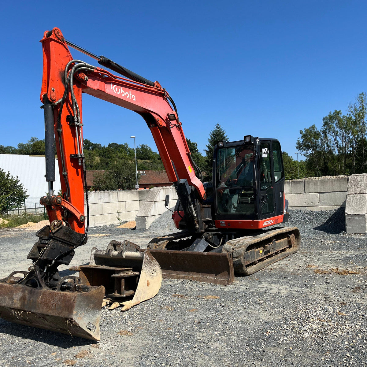 MINI PELLE KUBOTA KX080-4 – HYDROMAT