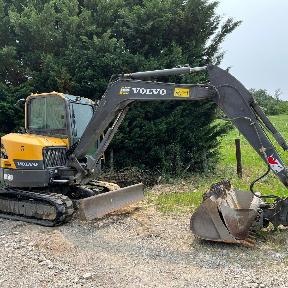 MINI PELLE VOLVO ECR58D – HYDROMAT